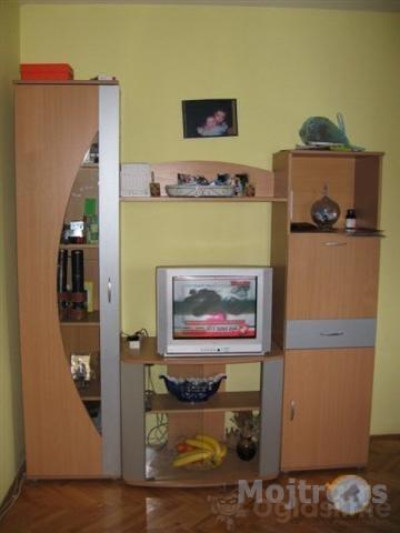 Prodajem komodu kao sa slike 80e - Cijena 80 € - Crna Gora Bijelo Polje ...