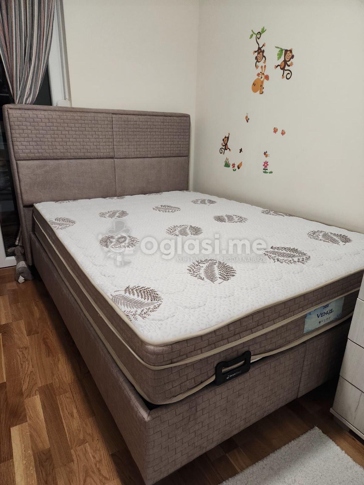 Francuski krevet - Cijena 400 € - Crna Gora Podgorica Podgorica (uži ...