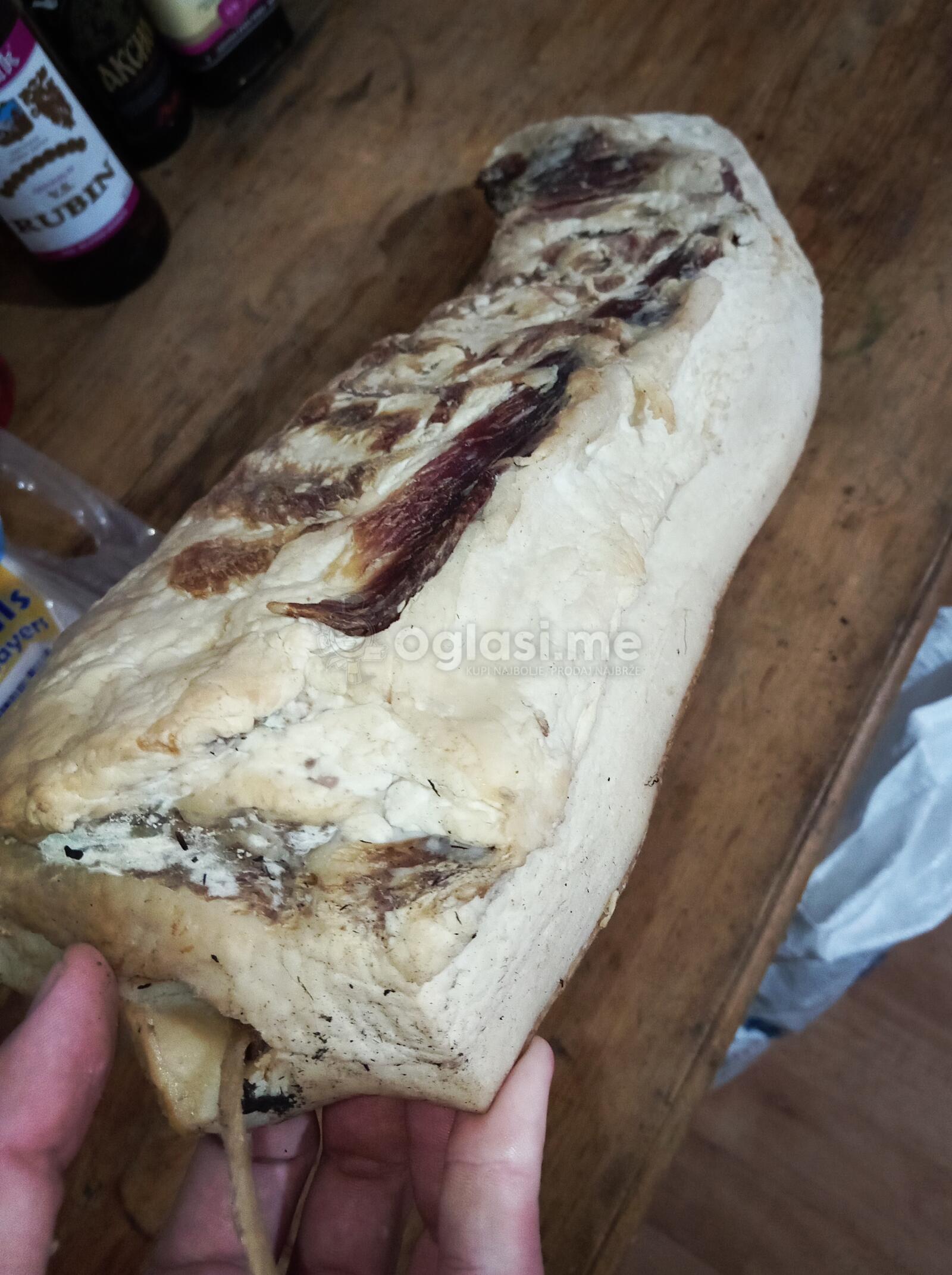 Prodajem suvu bijelu slaninu - Cijena 6 € - Crna Gora Nikšić Nikšić ...