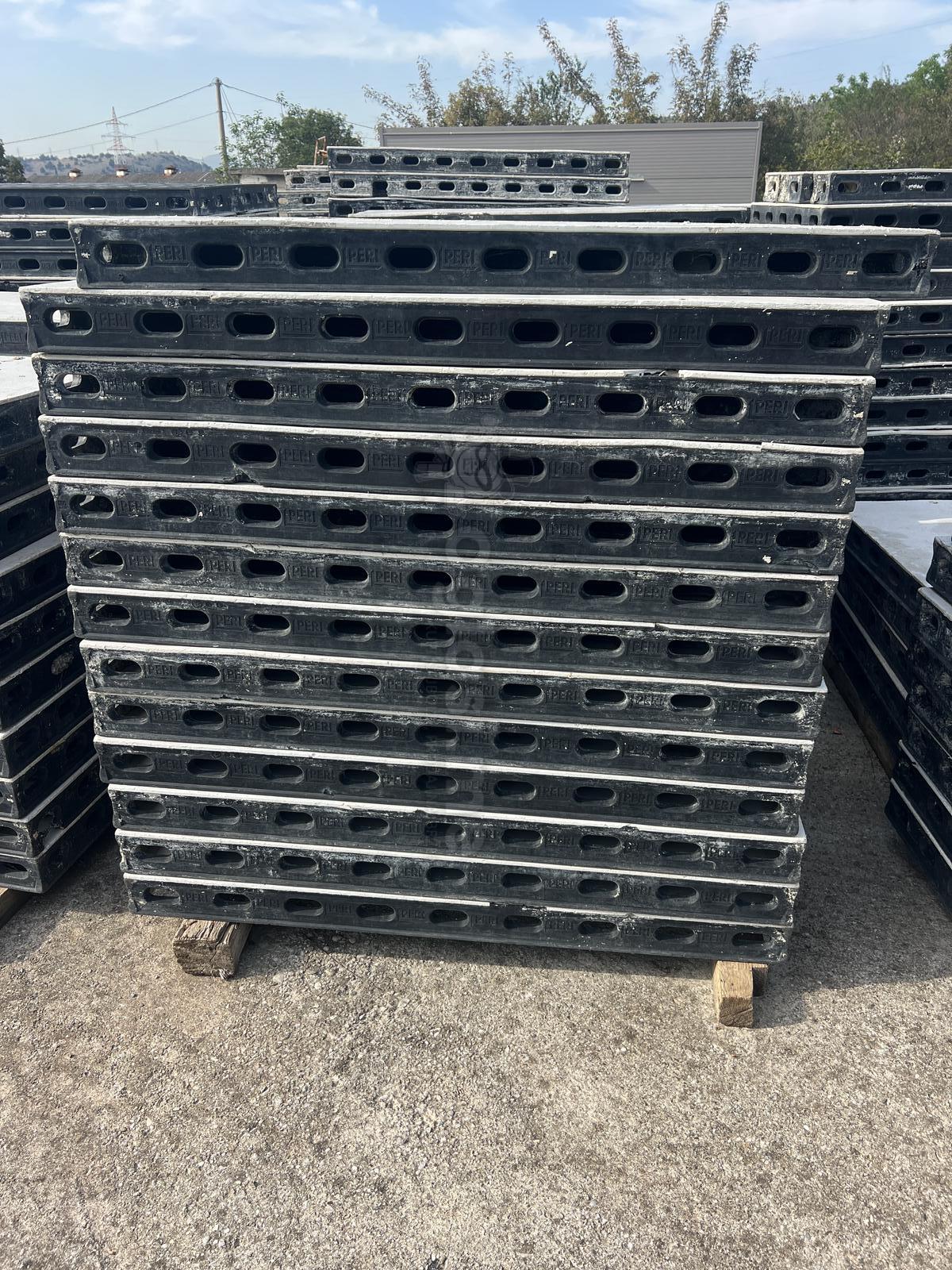 Oplata Peri duo za zidna platna - Cijena 19000 € - Crna Gora Podgorica ...